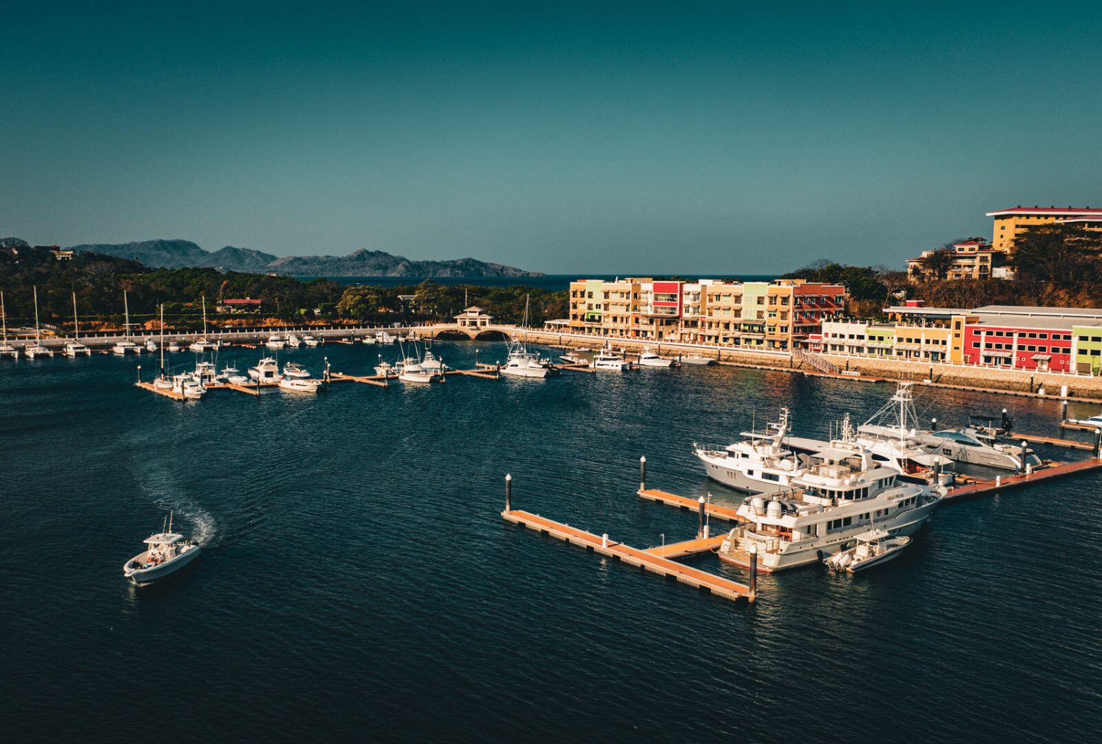 Boat Slips & Dock Rental in Costa Rica | Marina Flamingo